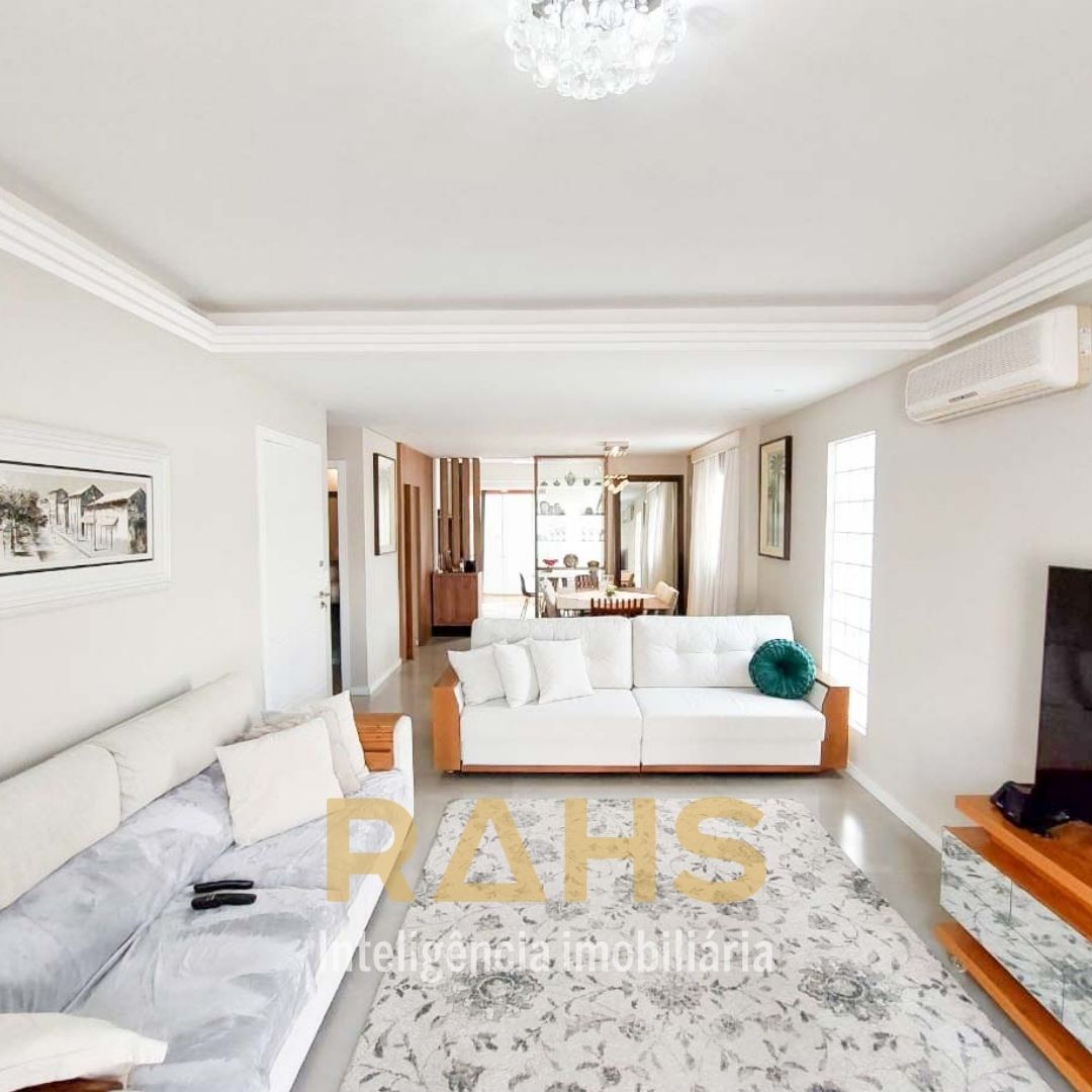 Lindo sobrado mobiliado em condomínio fechado no bairro Glória ...